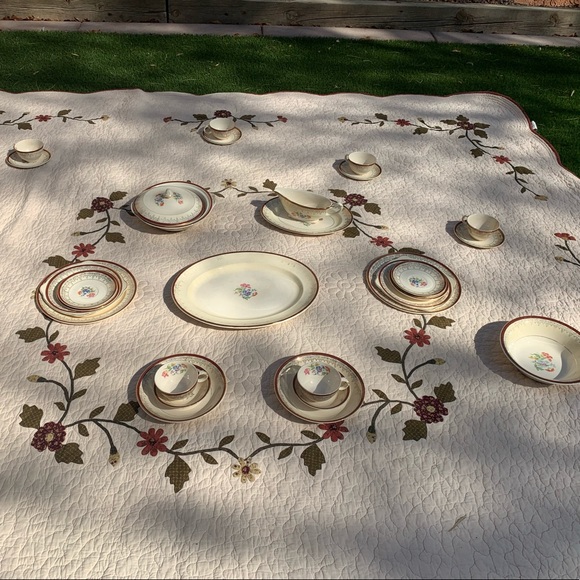 Stetson | Kitchen | Vintage Stetson China Co Dishes 22k Gold | Poshmark